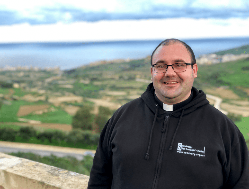 God’s Palette: Good luck Rev. Can. Andrew Schembri! | YouthReach Malta